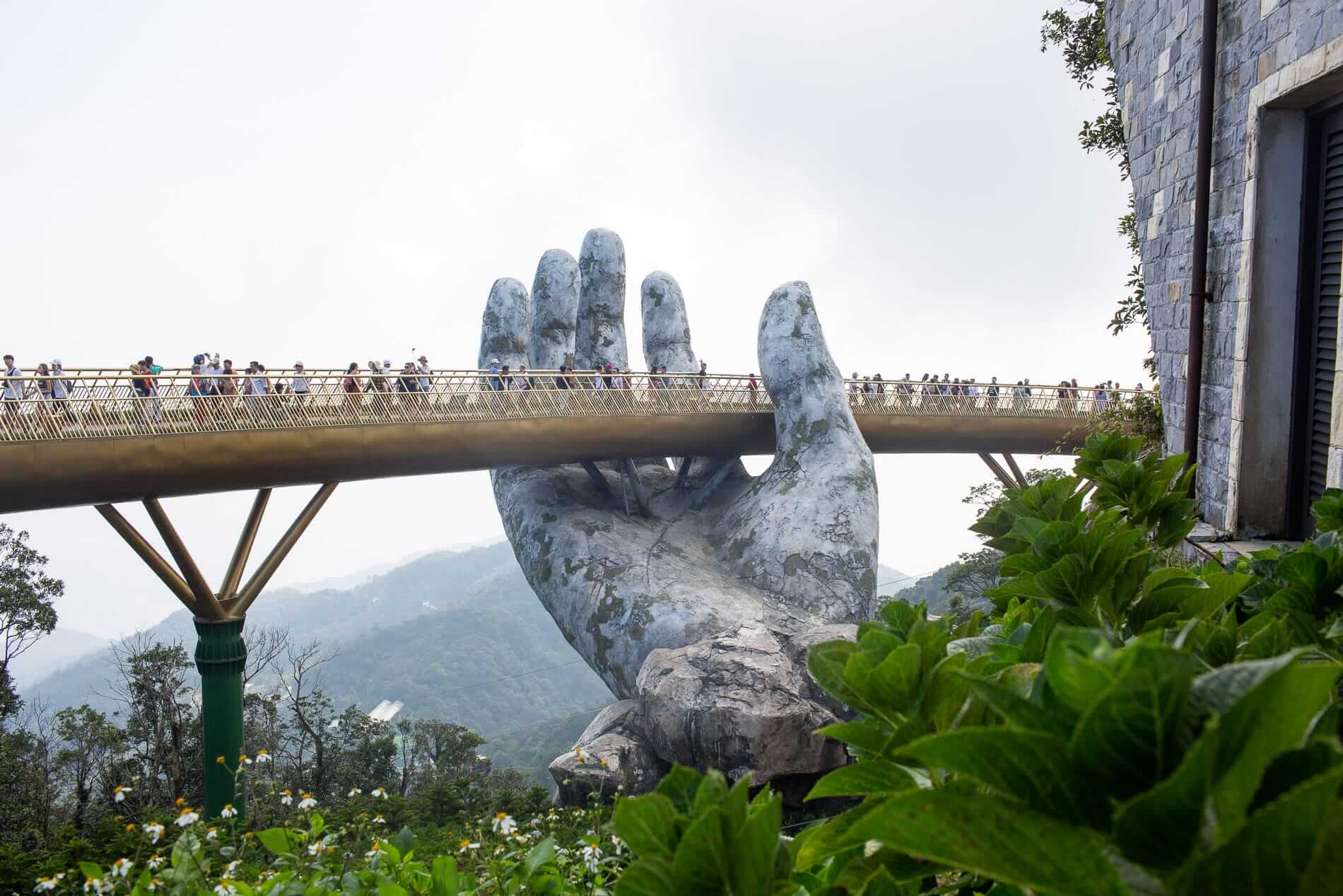 The Golden Bridge of Da Nang - How to Visit the Top Attraction at Ba Na ...